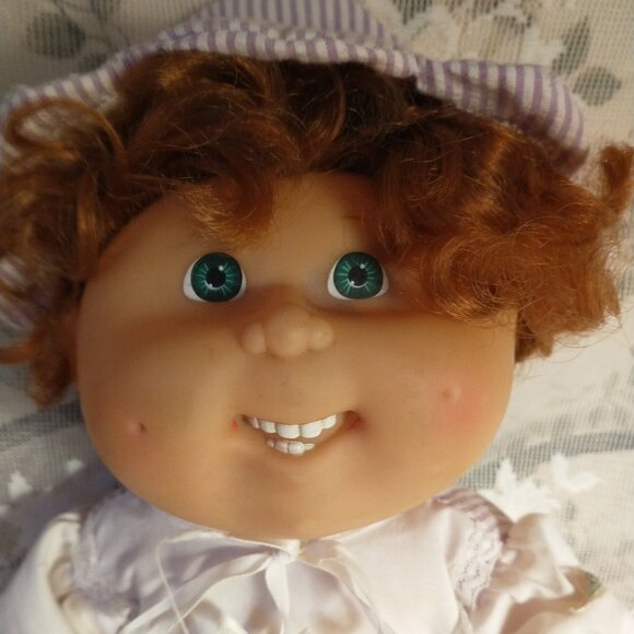 Cabbage Patch Kids | Toys | Cabbage Patch Red Brown Hair With Green ...